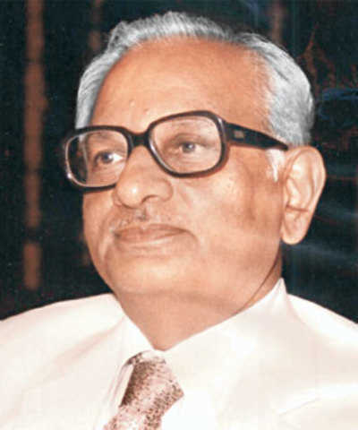 Dr. R K Trivedi - Modern School